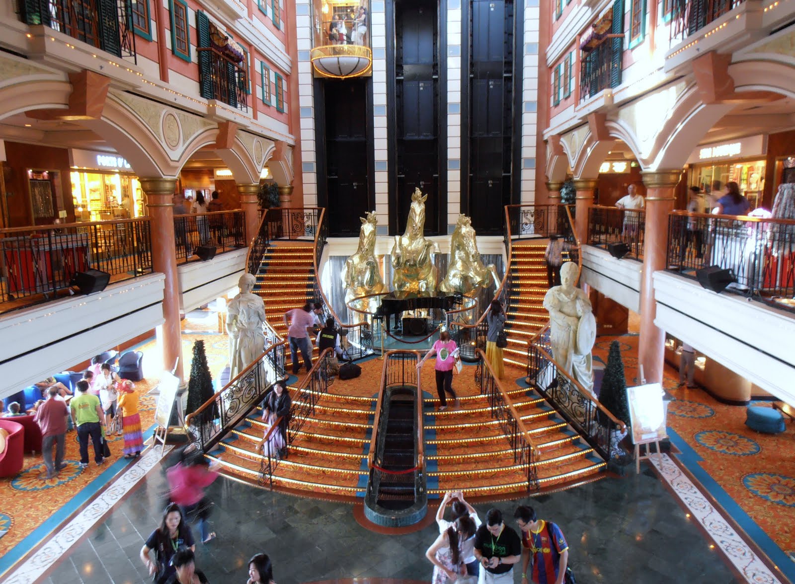 Cruise the Pacific: SuperStar Virgo: The Grand Piazza