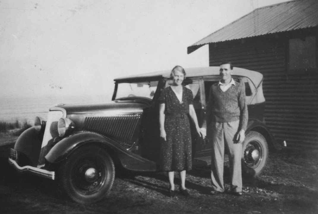 Olney Family Archives: Arthur E. & Doris G. (Moss) Olney