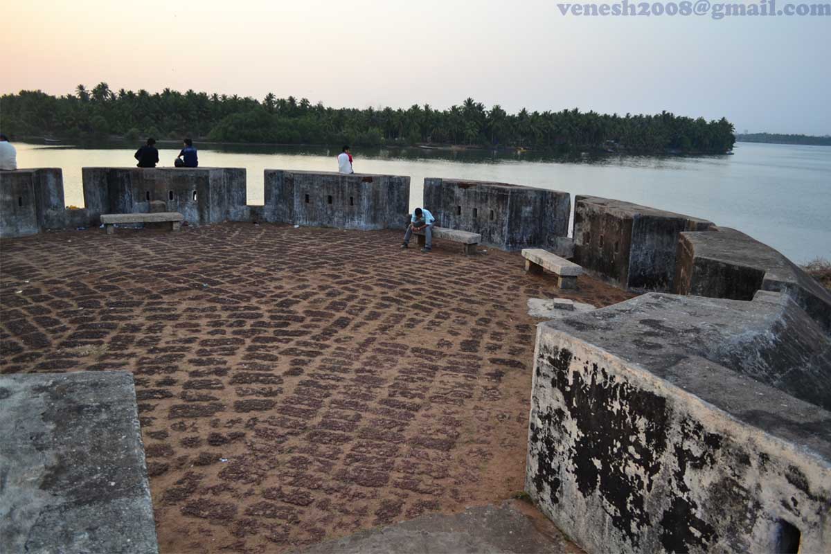 Venesh a v: The Sultan Battery watch tower , Manglore