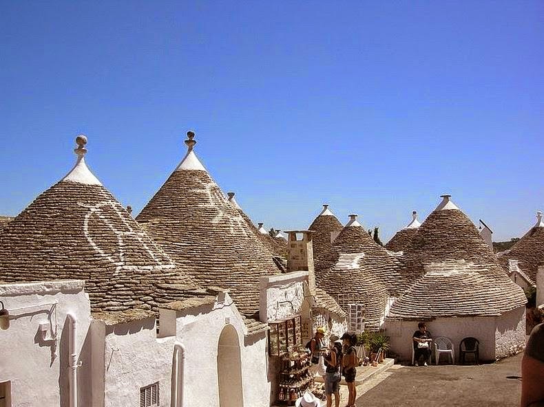 The most beautiful cities: Huts «Trulli» Alberobello in Italian