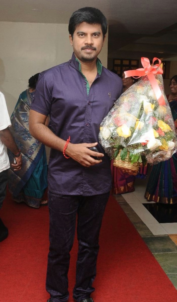 Tamil Actors Unseen Photoshoot Stills: G V Prakash and Saindhavi ...