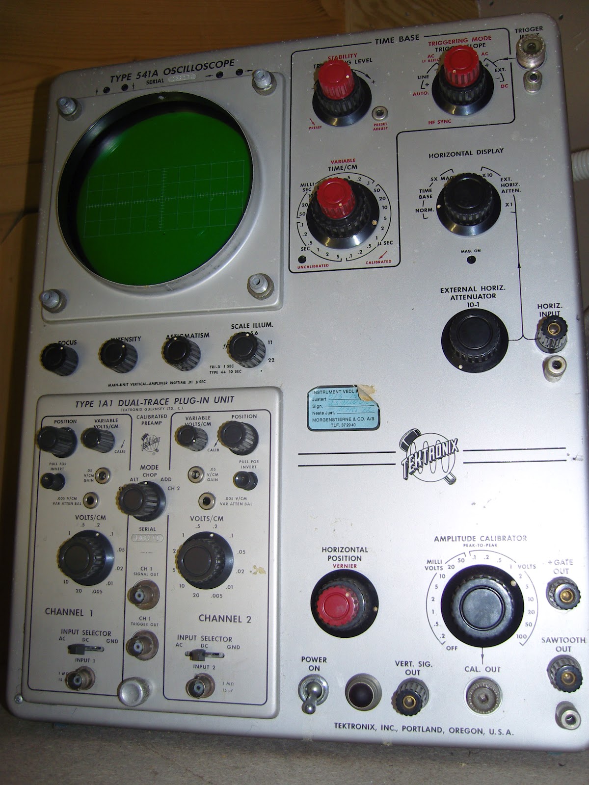 LA3ZA Radio & Electronics: Vintage Tektronix oscilloscopes