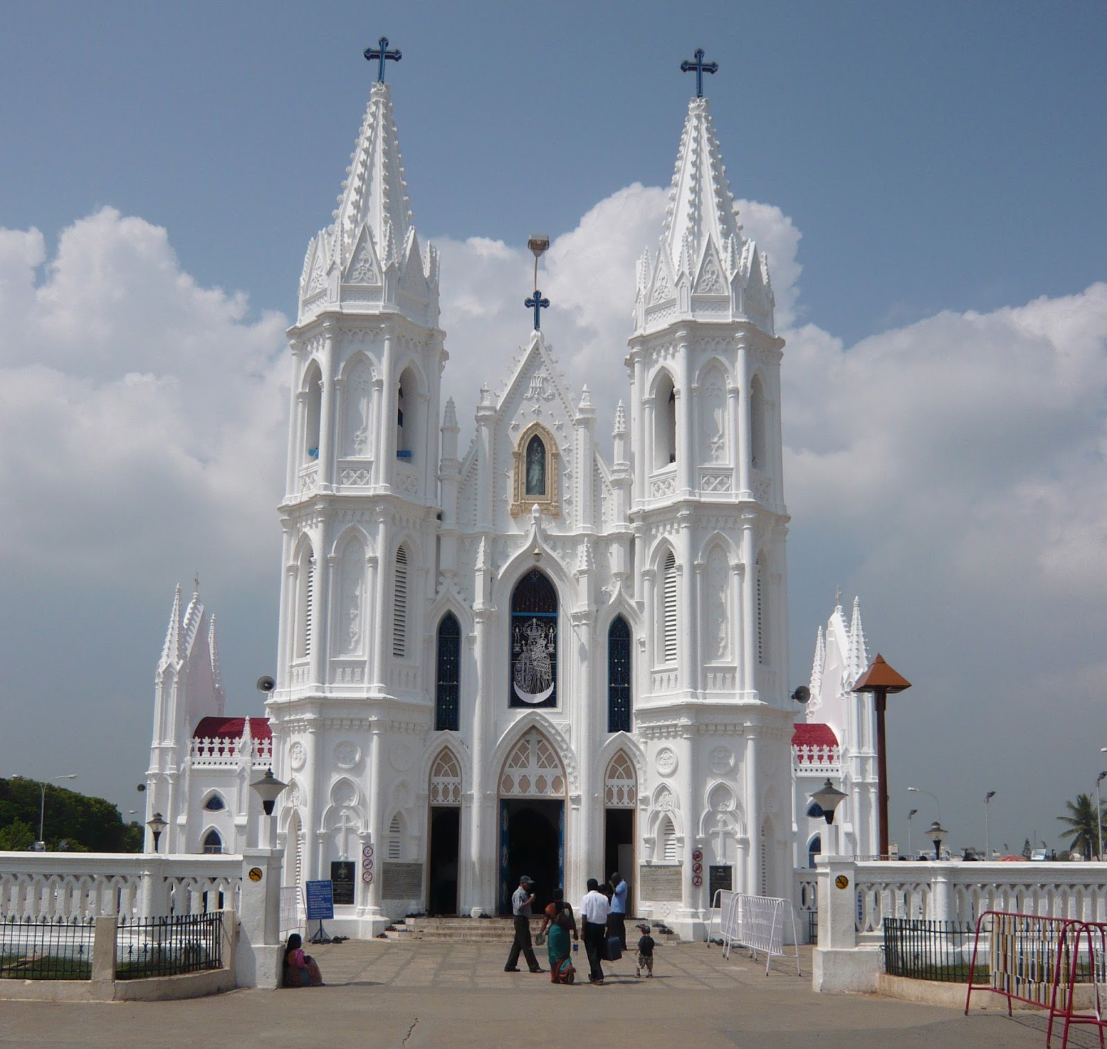 Tamilnadu Tourism: Velankanni Church (Basilica of Our Lady of Good ...