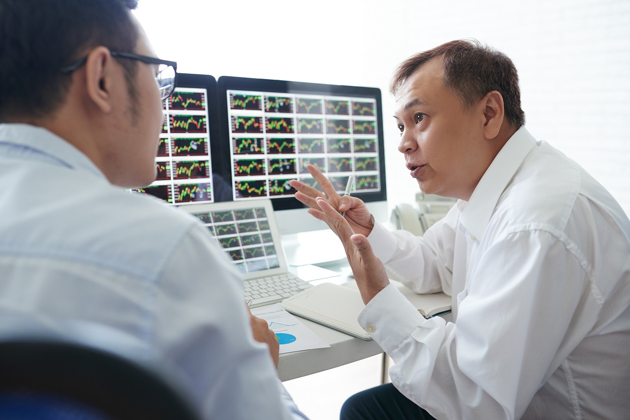 4 Crucial Forex Trading Lessons To Learn From Professionals