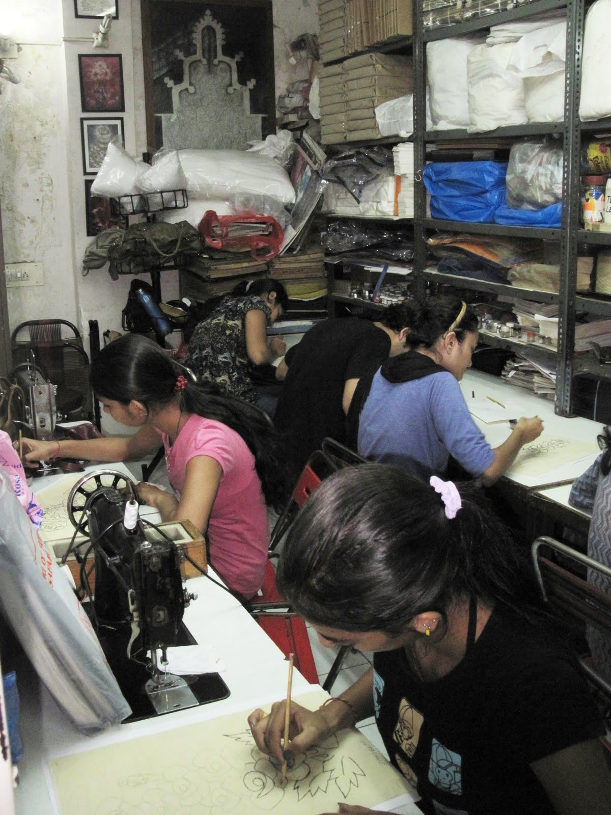 GANDHI GIFT TEXTILE."Textile Design Workshop" by GIFT Gandhi NGOs ...