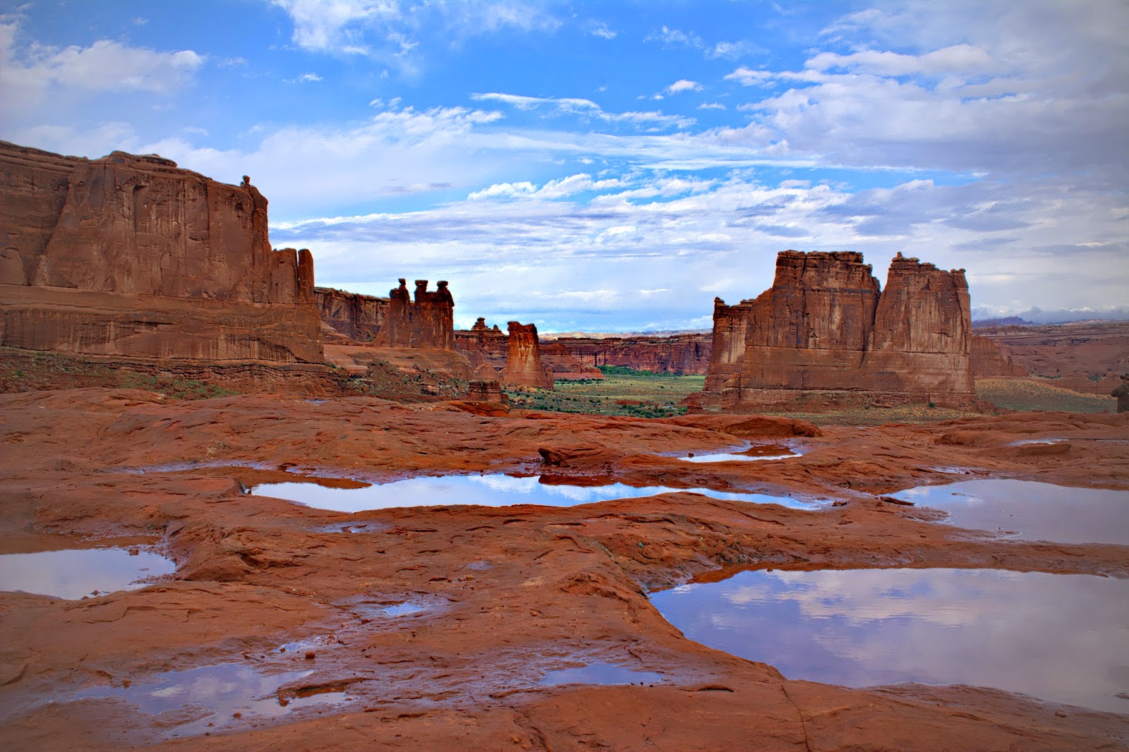 over hill n dale: Arches National Park