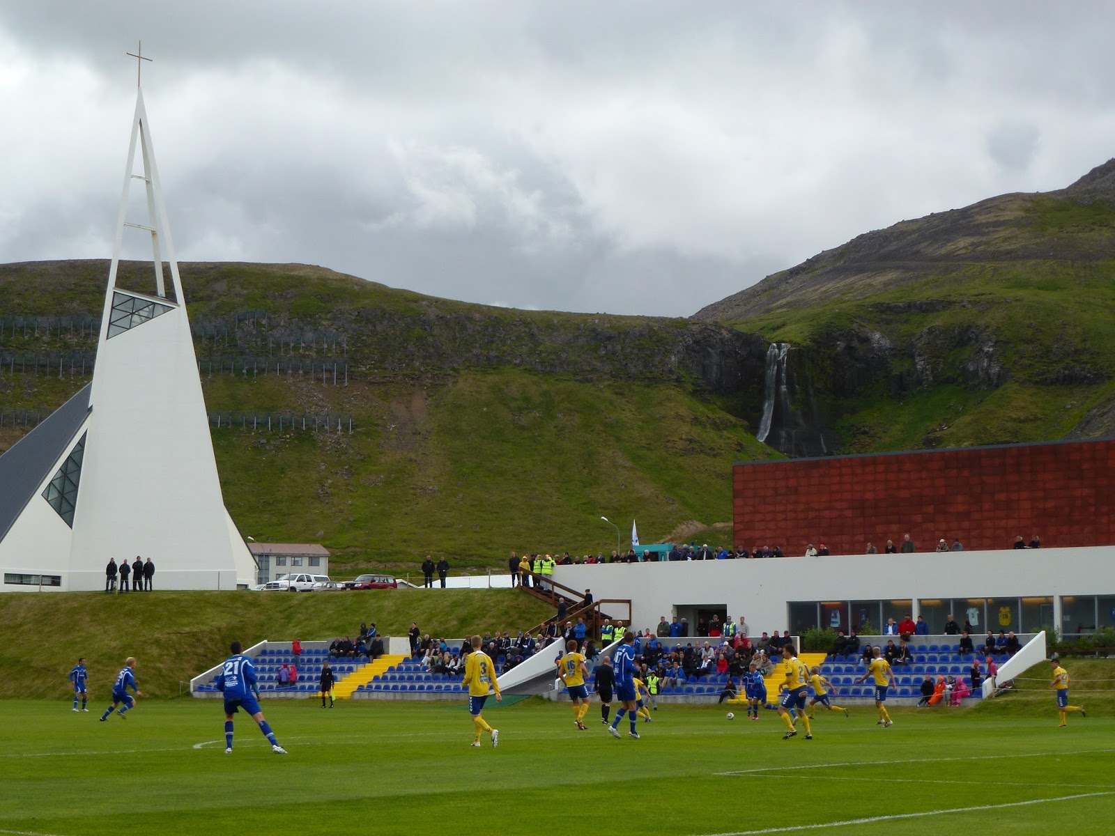 Extreme Football Tourism: ICELAND: UMF Vikingur Ólafsvík