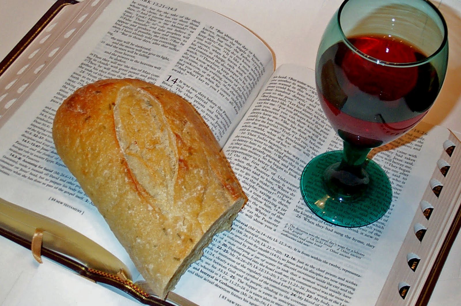 O QUE É A SANTA CEIA?