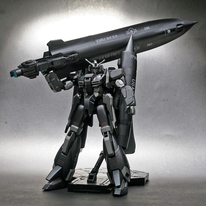 Custom Build: MG 1/100 Zeta Gundam Black Knight