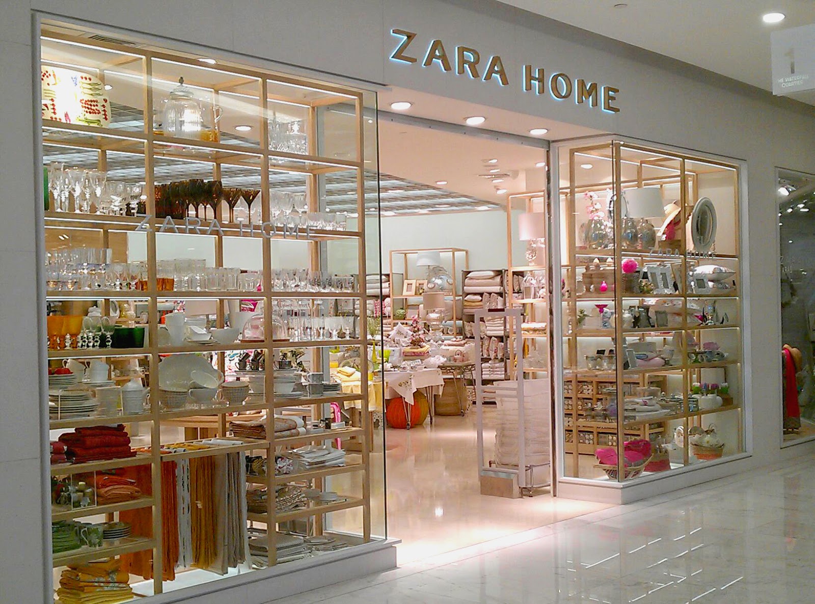 ZARA HOME EmQuartier