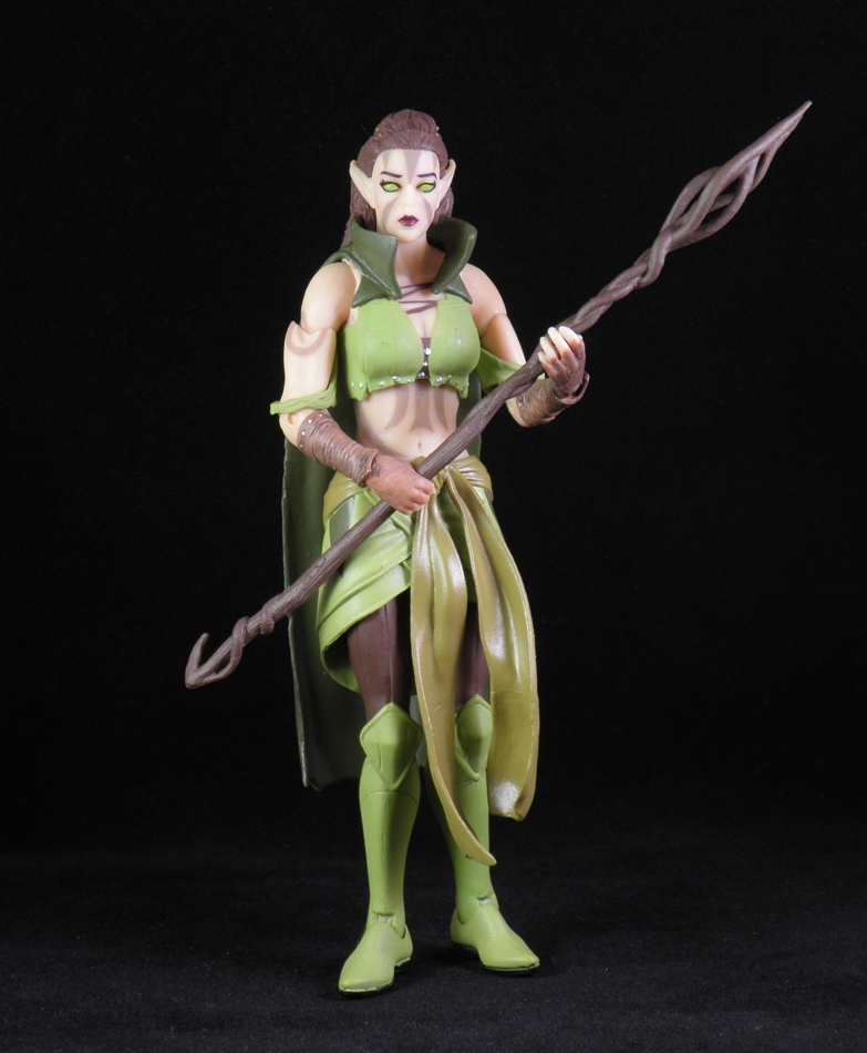 She's Fantastic: Magic the Gathering - NISSA REVANE!