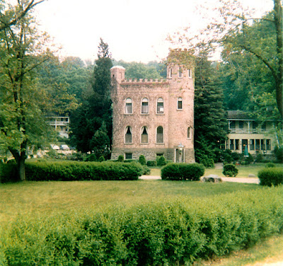 Hungry Tiger Talk: The Mystery of Dirk's Castle