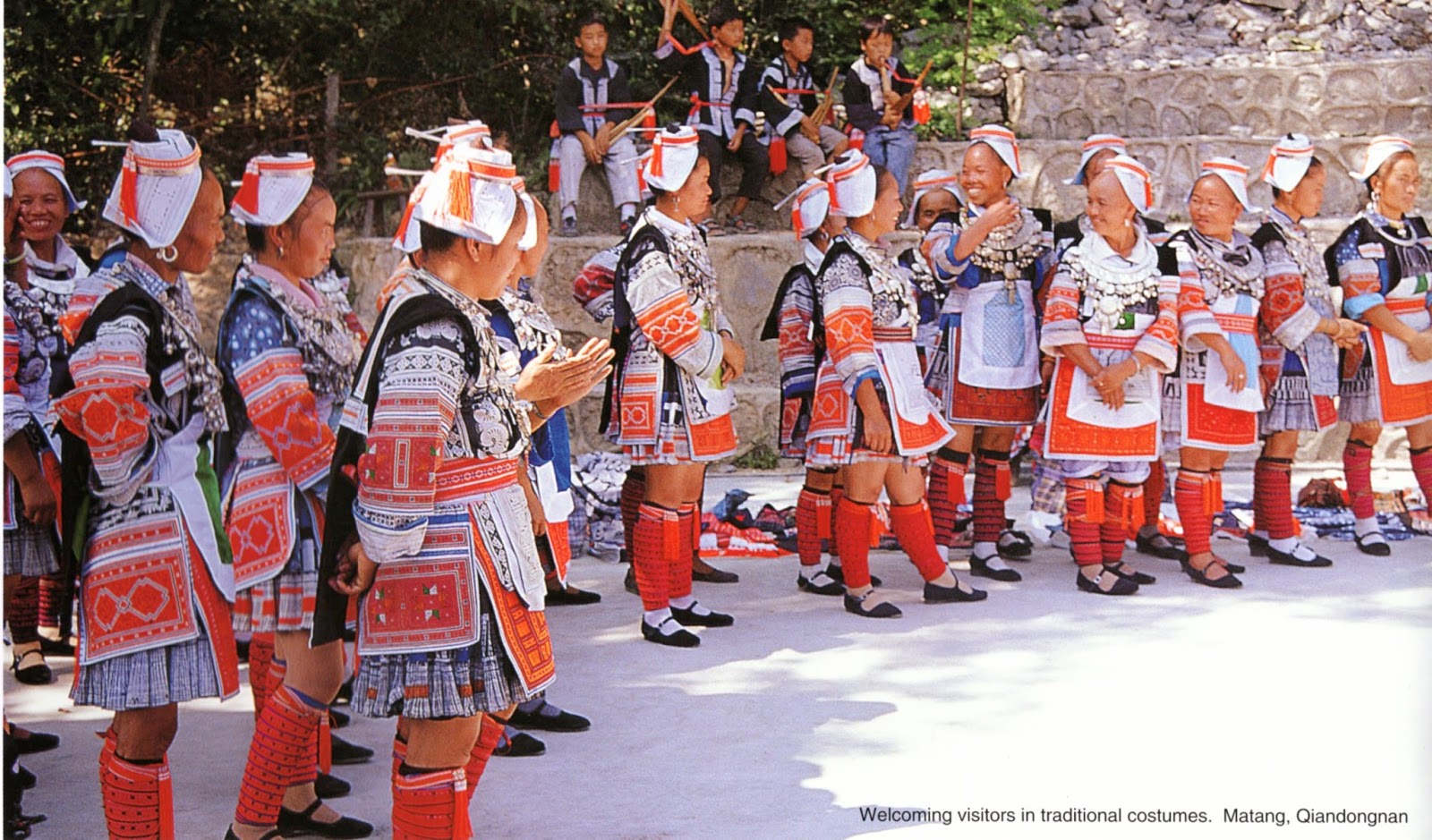 FolkCostume&Embroidery: Introduction to the costumes of the Miao-Yao ...