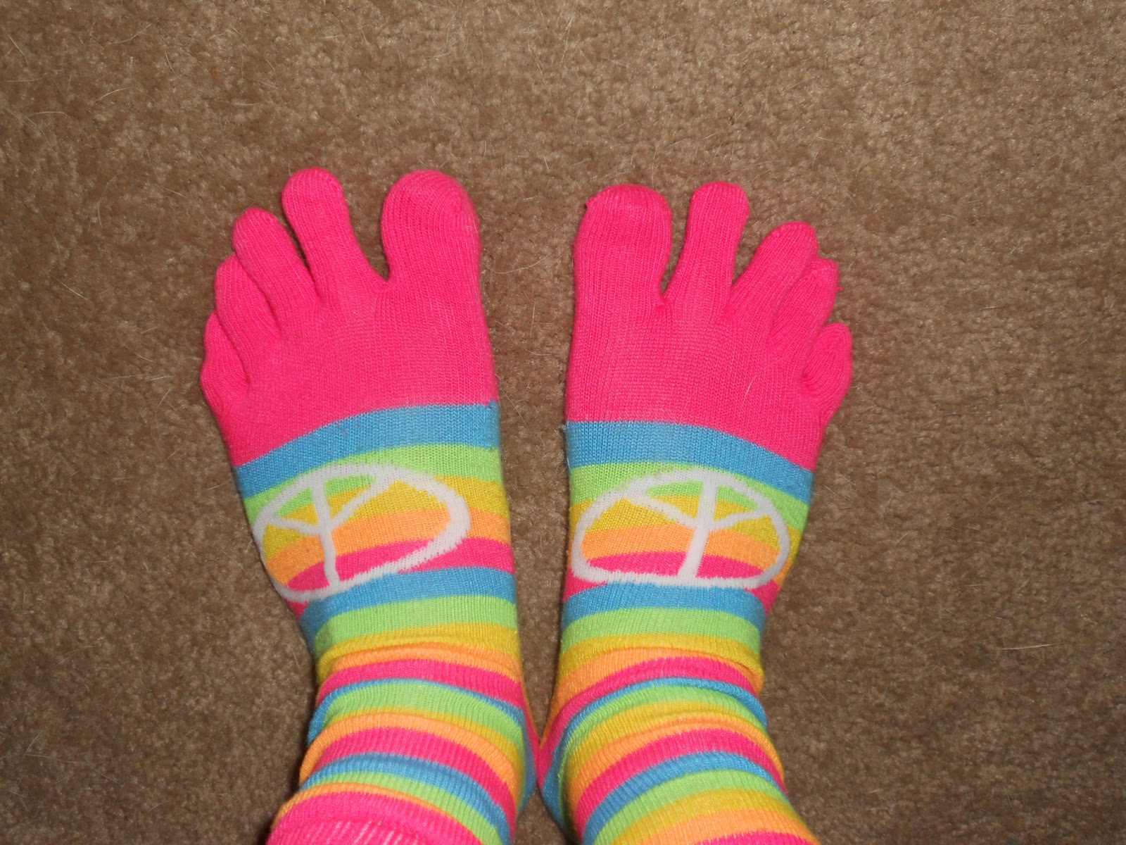 Blonde Girl Chronicles: Toe Socks Equal Toe Heaven