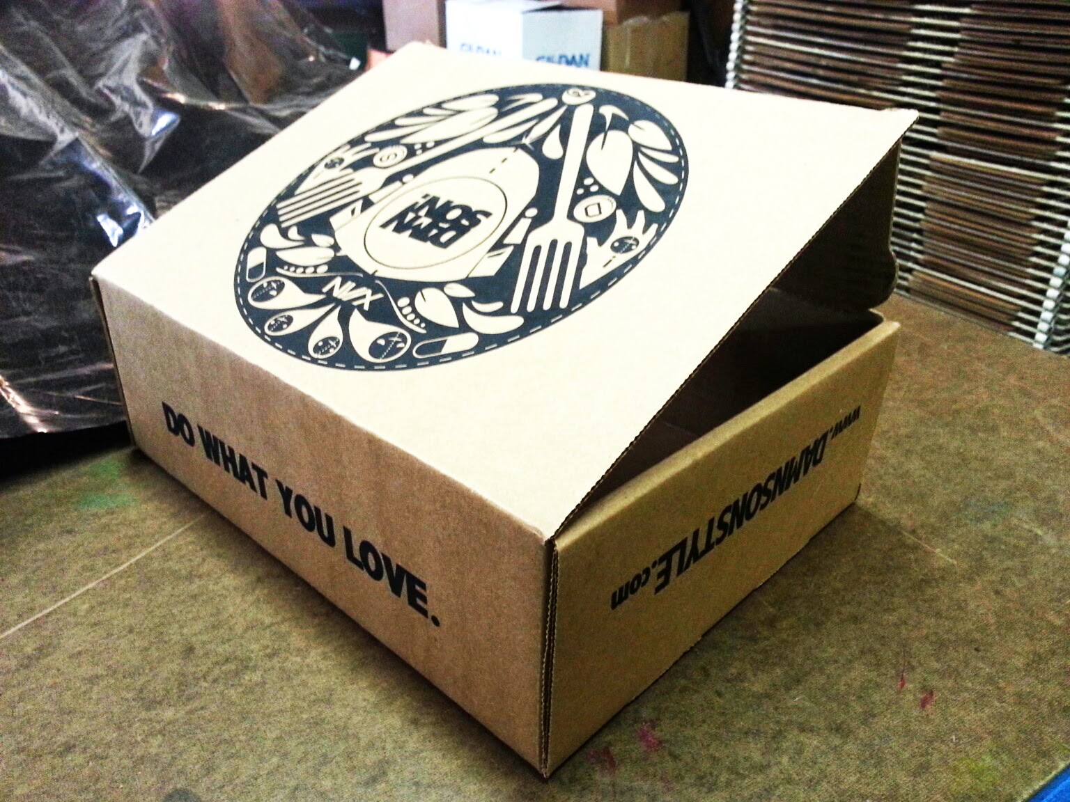 The Life of Print Renegades: DamnSon! Custom Printed Shipping Boxes