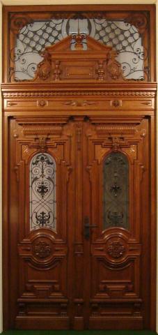 Despre usi: Uşi de lux de la Komfort Wood