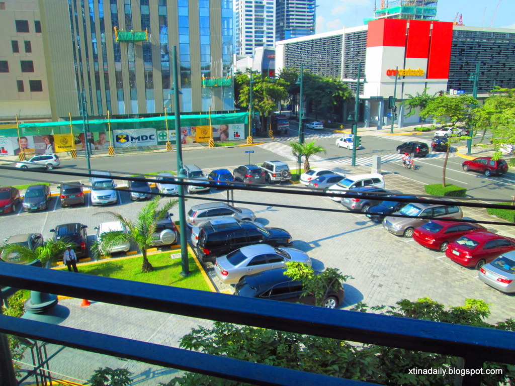 Good Times KTV, The Fort Strip, BGC - celebraTINg exisTENce