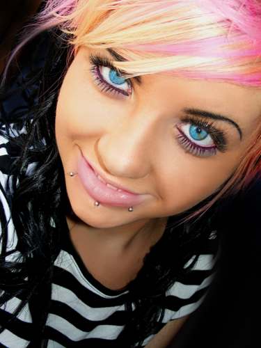 gallery emo and mohawk hairstyle 2011: Scene Piercings for Scene Girls ...