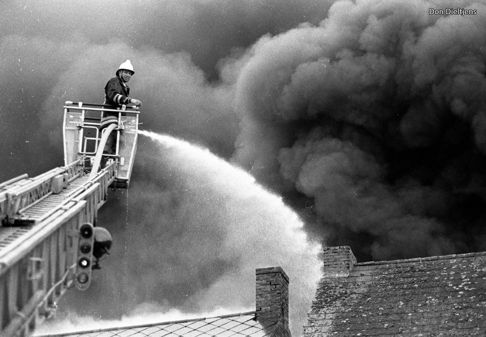 de nieuwe schakel - herenthout: Peer Stoet viert 125 jaar met ...