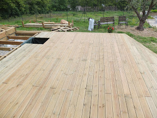 Notre maison en bois: Suite de la pose du platelage (part 2)