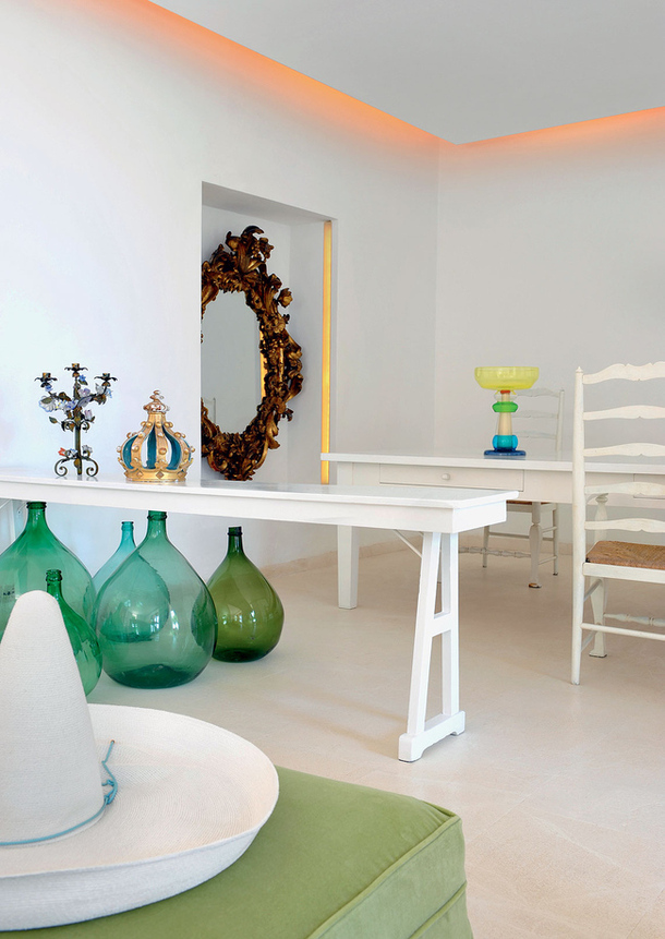 Interiors: Wonderful House in Capri! | Art And Chic