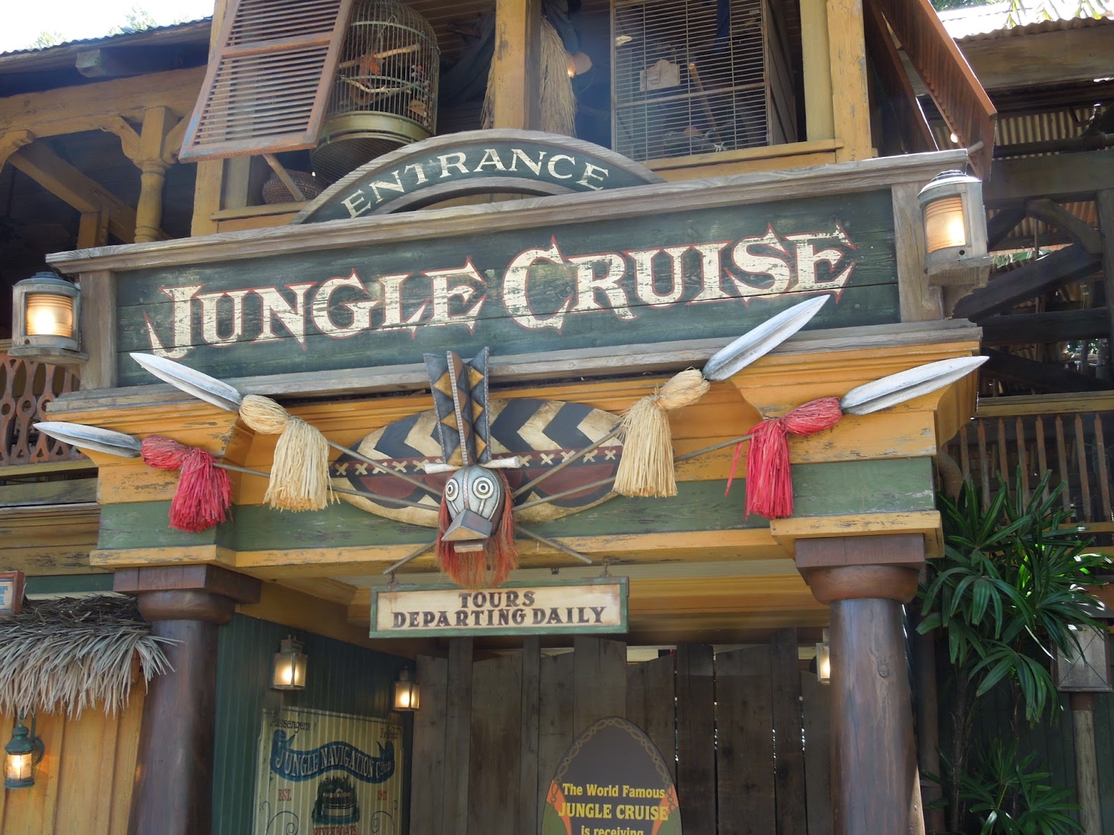 A Cutermouse View of Adventureland: Disneyland Adventureland Jungle ...