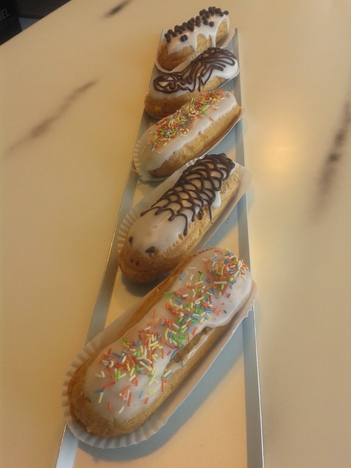 La Parisienne: Historia del Eclair