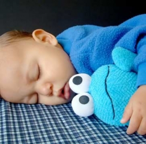 Kenapa sih orang tidur itu bisa ‘ngiler’ ? | SD NEGERI 2 BANYUGLUGUR