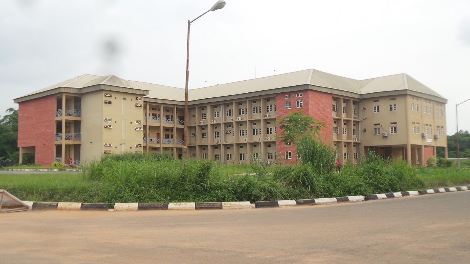 amazing viewpoints: Beautiful pictures of Nnamdi Azikiwe University, Awka.