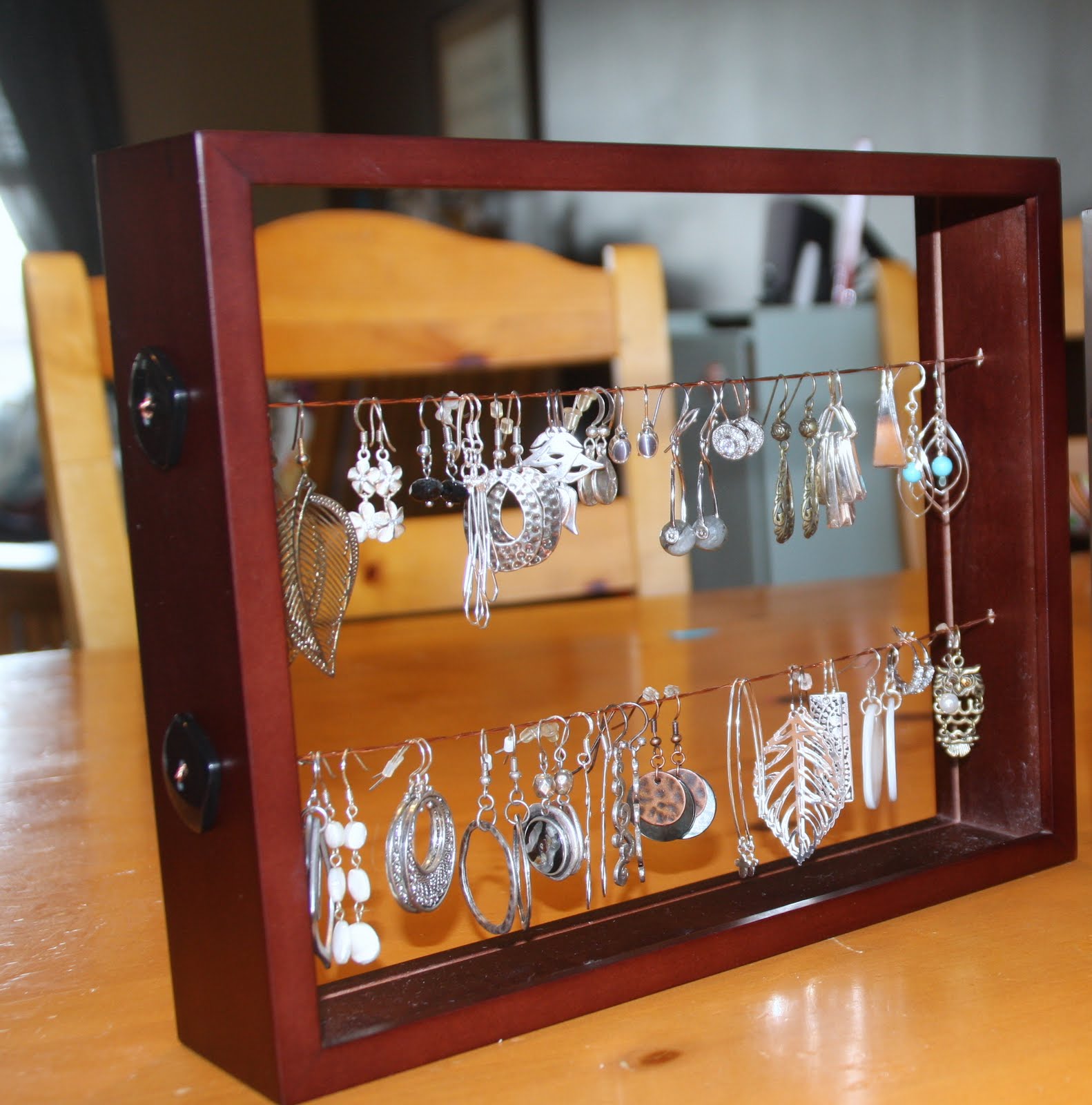 The Sweetest Pear: DIY Earring Frame