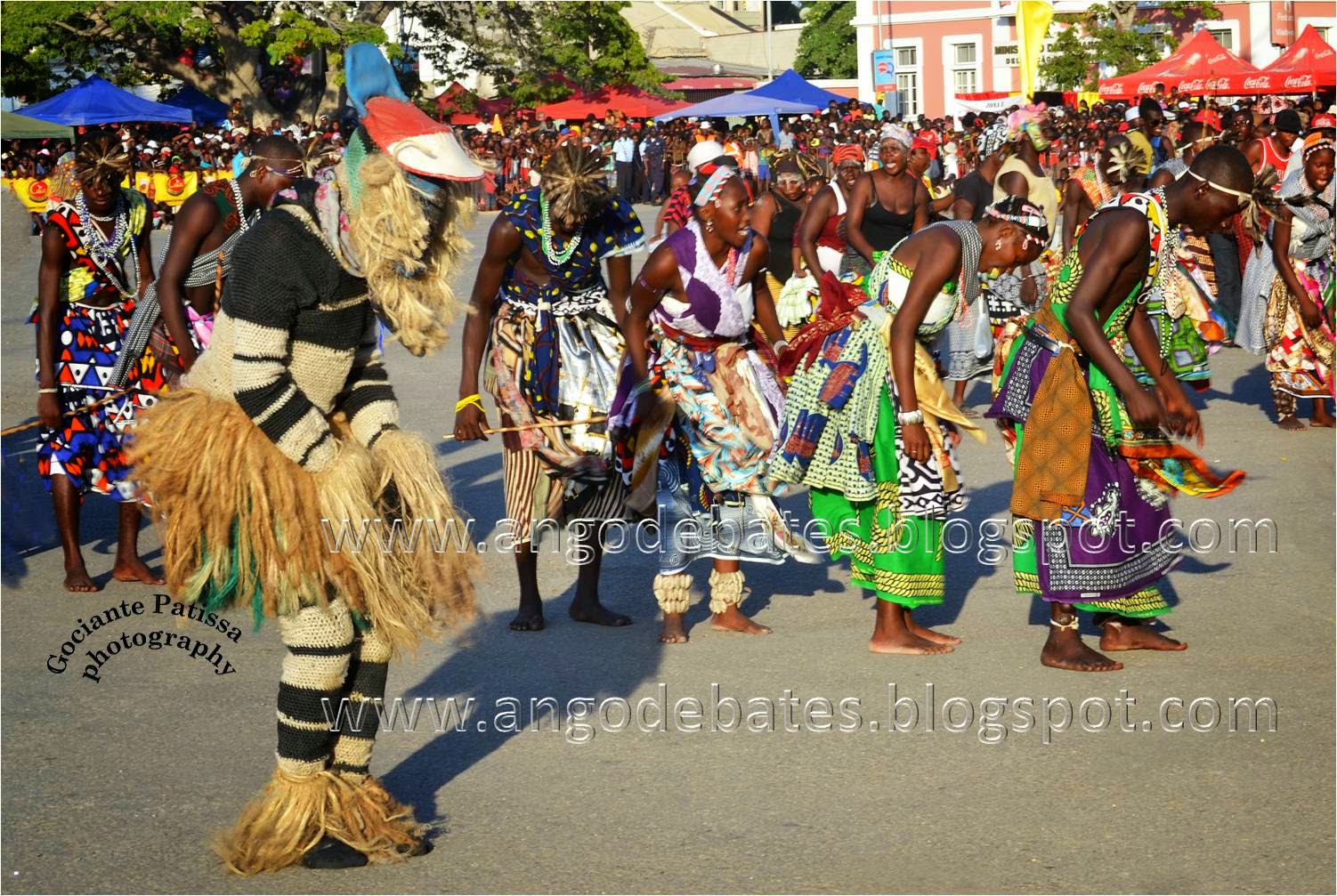 Cinganji [t∫inga:ndji], figura mítica da etnia Ovimbundu, é um elemento ...