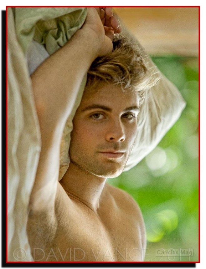 Los Ojos del Espectador: eric michael