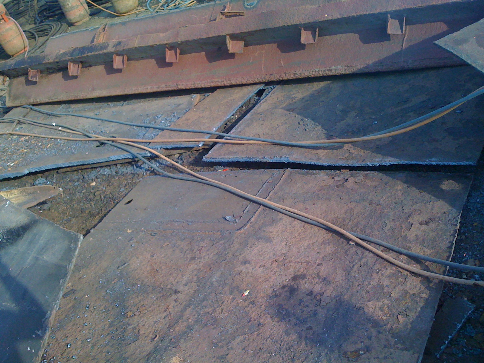 Trader In Scraps: HMS1-REROLLING SCRAP-PLATES 5000MT to 50,000MT