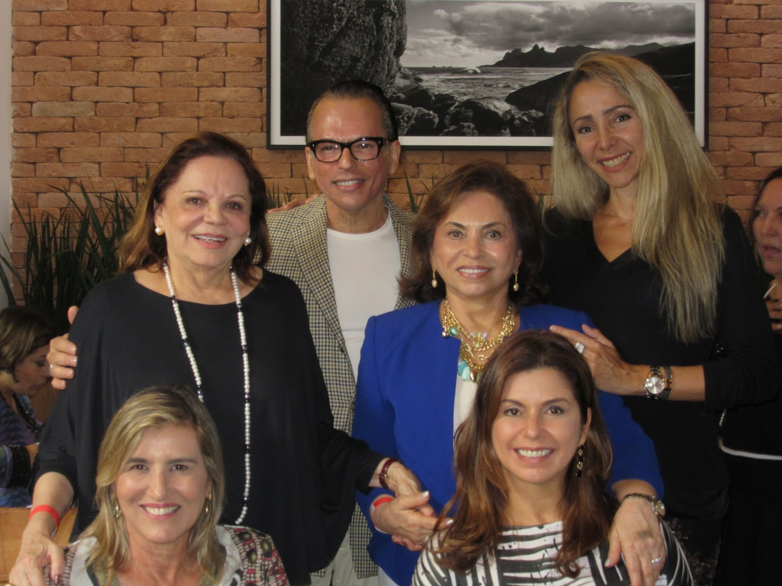 Blog da Sylvinha: Duzentas mulheres lotaram o Rubaiyat para comemorar ...
