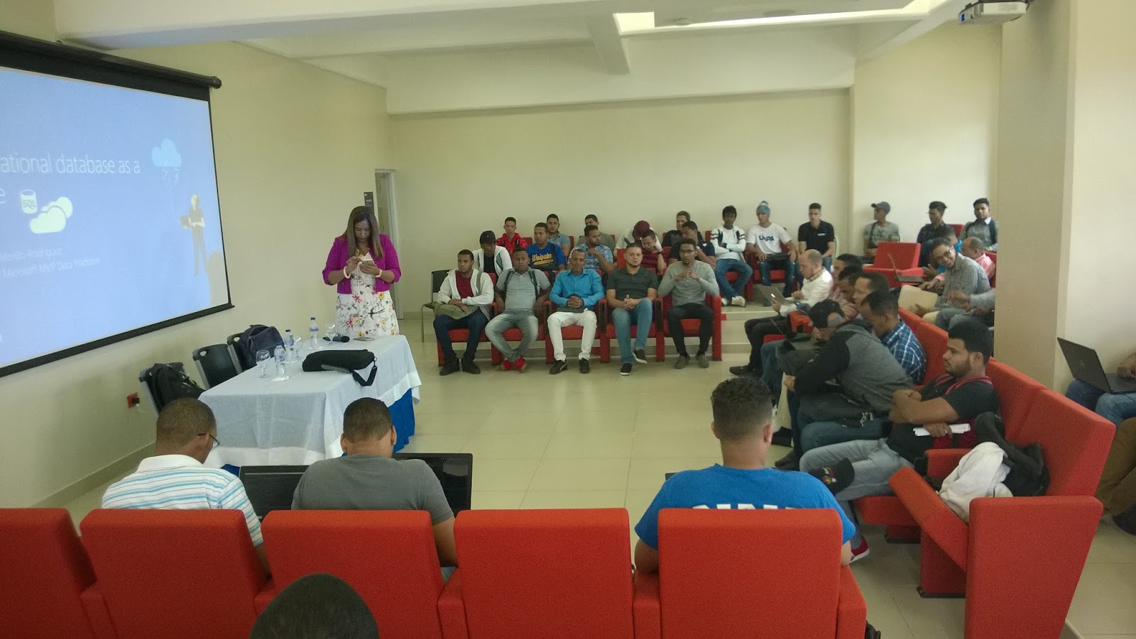 CaribbeanSQL: 2018 abril 15 - Universidad Abierta Para Adultos - UAPA