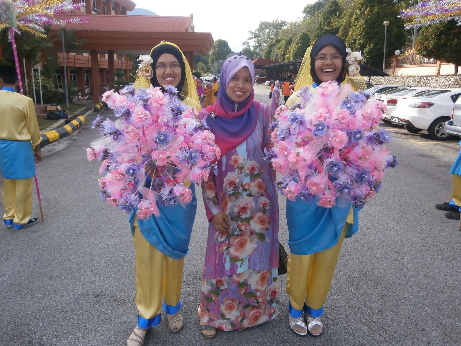 SMK BUKIT SENTOSA: Majlis Mini Konvokesyen SMKBS 2012- Vol.2