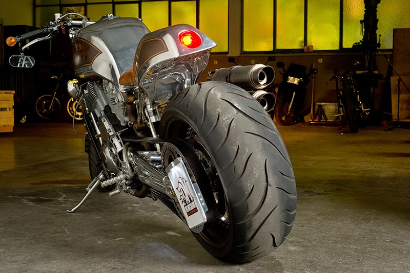 CUSTOM SOUL: V-Rod Cafe Racer