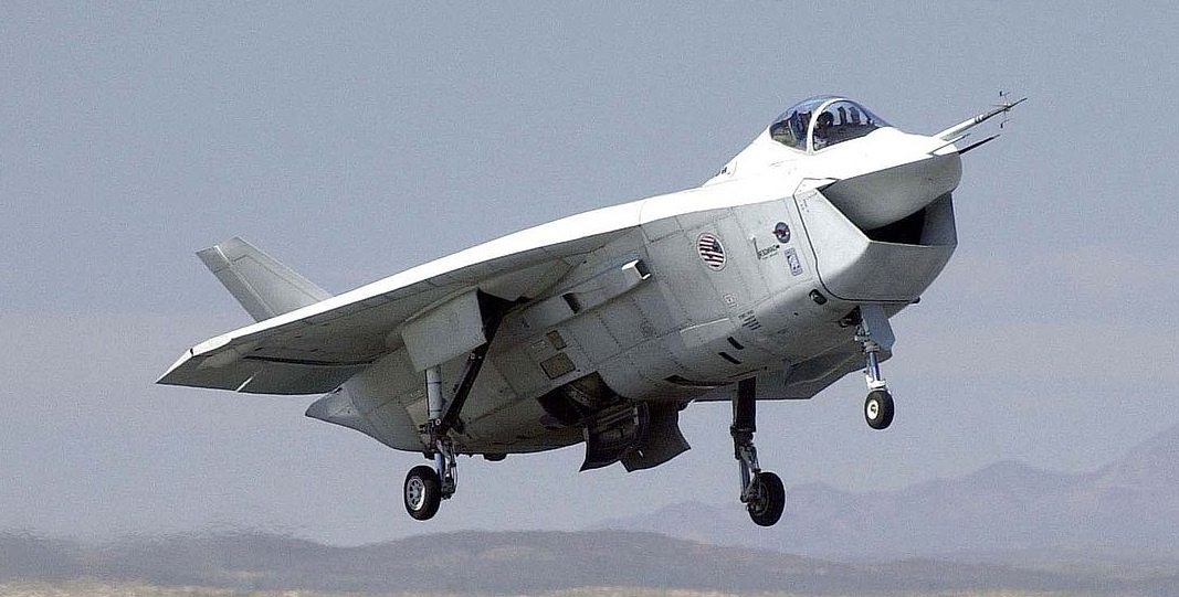 SI VIS PACEM, PARA BELLUM: Il Boeing X-32, brutto ma....