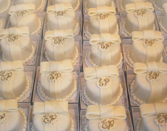 Decorando Festas - Mônica Buriche: Mini Bolos