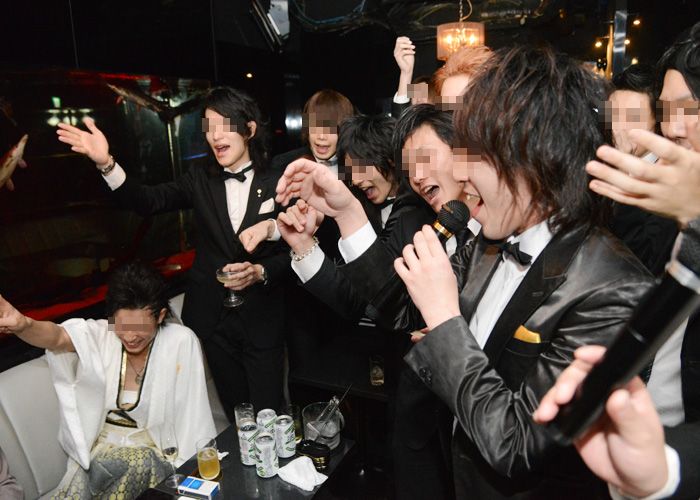 Japan's "Unique": Japanese Host Club