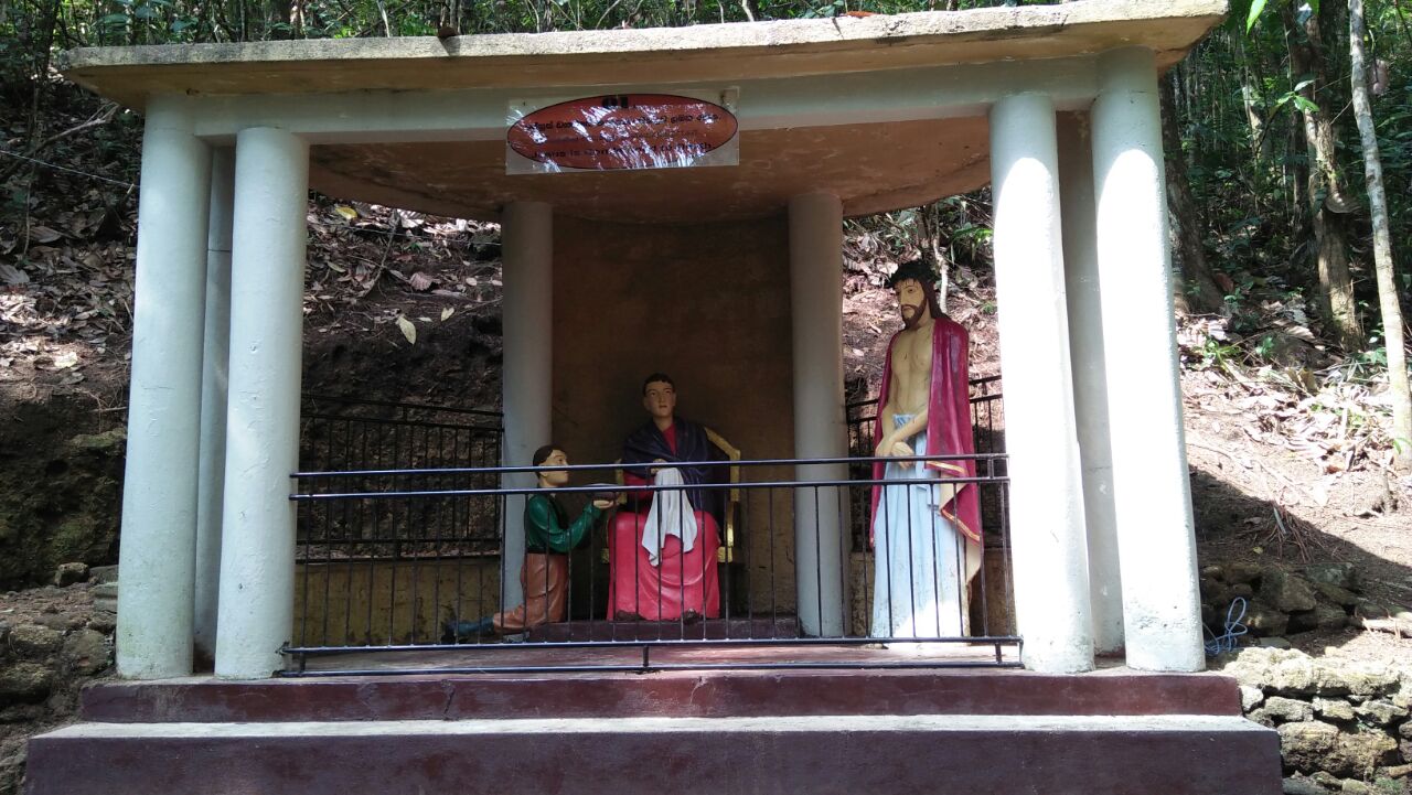 Hiniduma Calvary Shrine