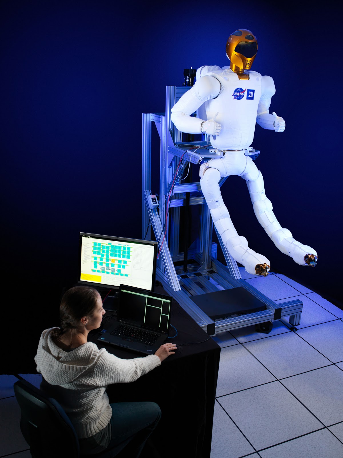 News Spazio: Robonaut 2, la NASA sta sviluppando due gambe per il robot ...