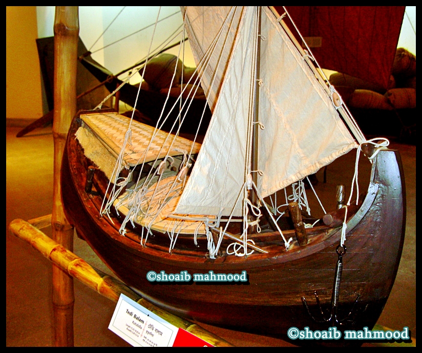 Ghurnayoman Ghora-Fera:::...: Traditional boats of Bangladesh