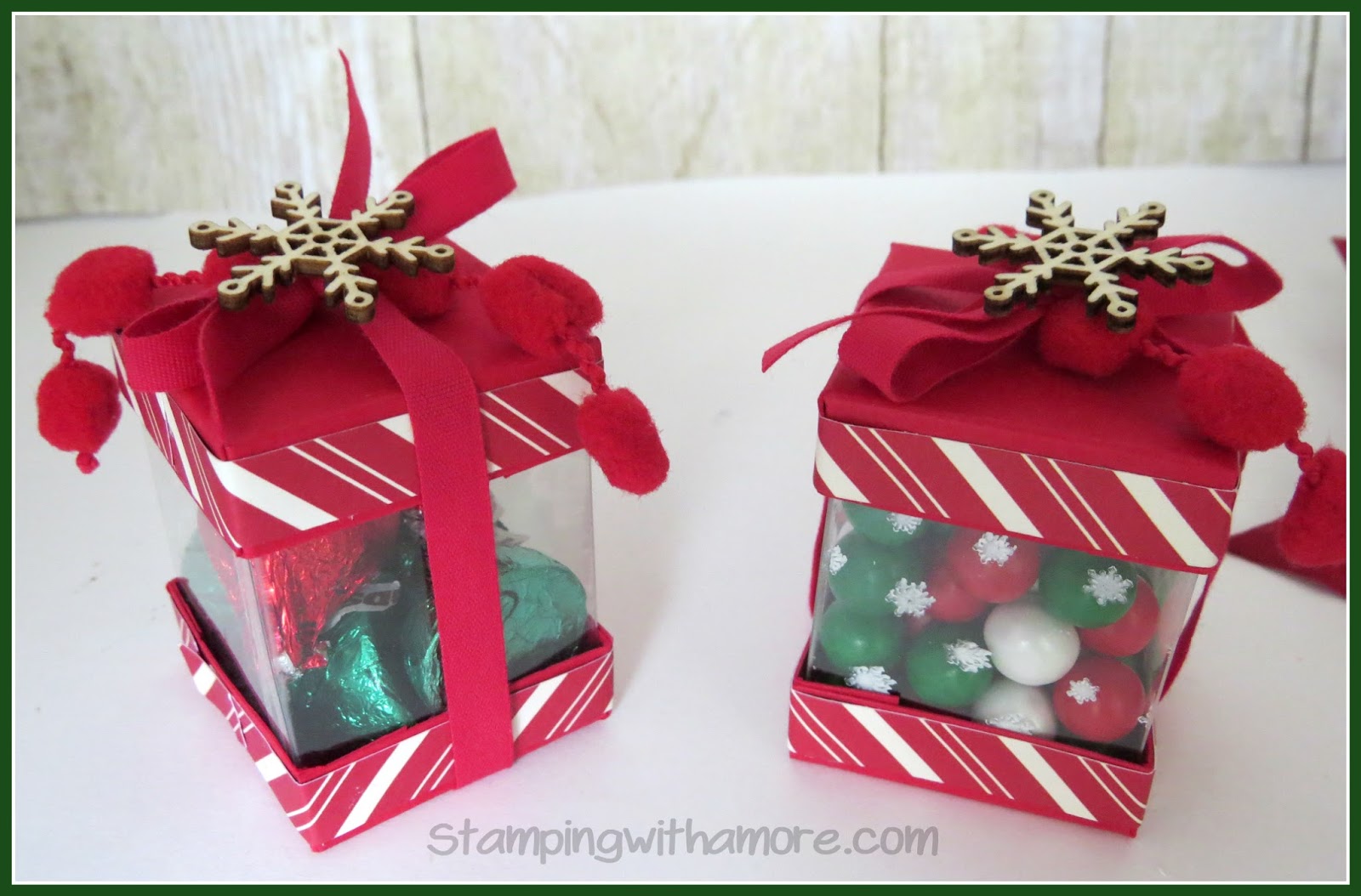 Stampingwithamore: MINI VIEW-THRU CHRISTMAS TREAT BOX