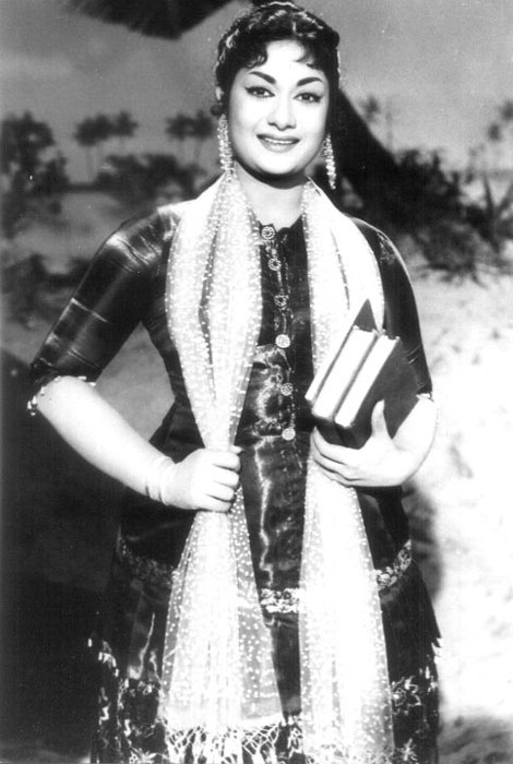 Mahanati Savitri Rare Large Photo Collection set-3 | MyTopGallery ...