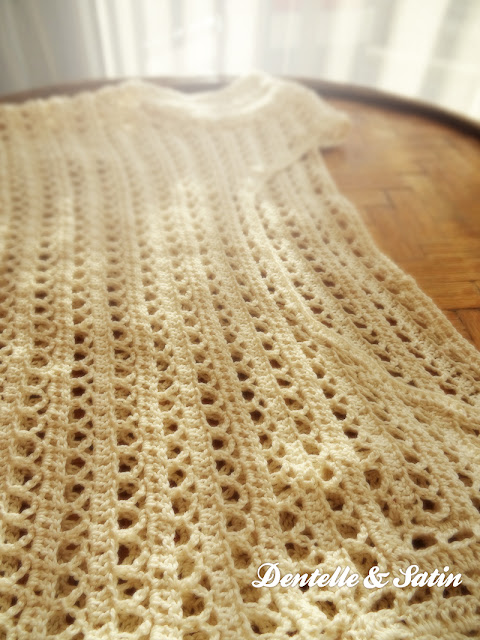 Dentelle et Satin: Robe de plage au crochet - Crochet : Beach dress