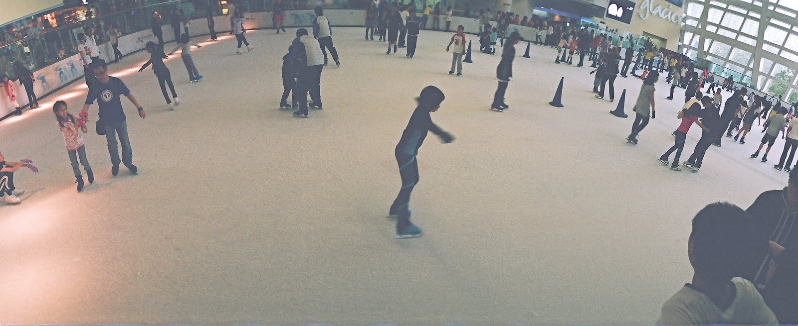 HIPSIONG照相雜貨: [Horizon Kompakt]散步香港