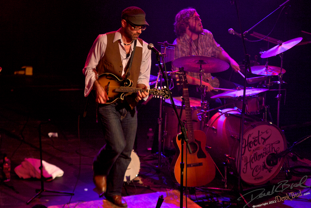 Derek Brad Photography: Hoots and Hellmouth