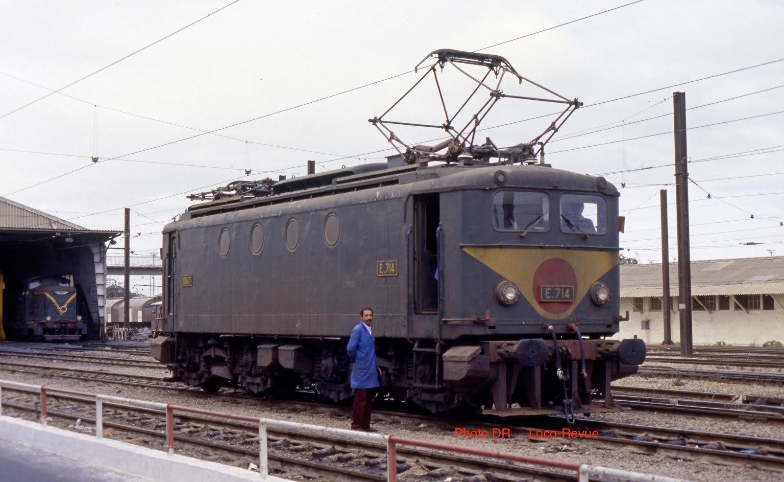 Loco-Revue: Une BB 8100 originale