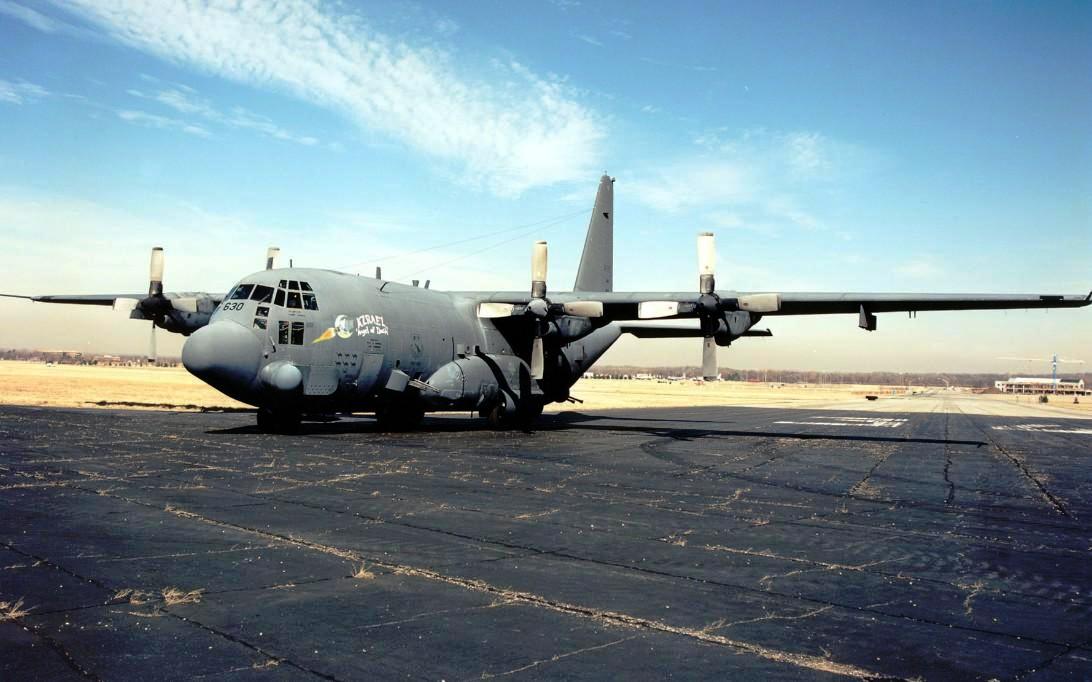 AC-130 Spectre (Wallpaper 3) aircraft photo gallery | AirSkyBuster